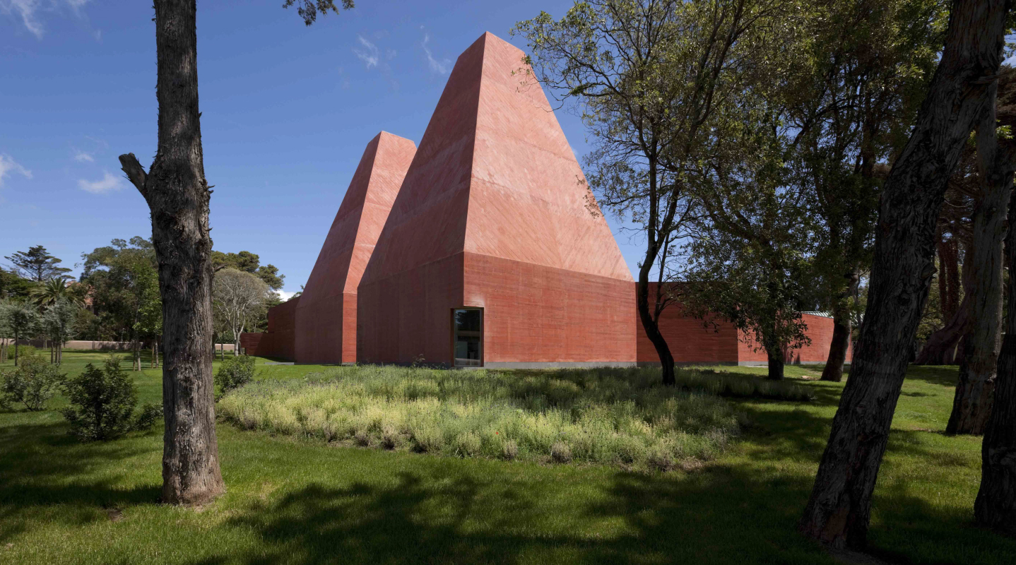 Eduardo Souto de Moura | The Pritzker Architecture Prize